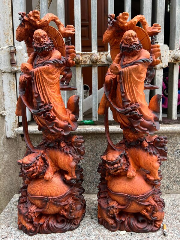 Tượng Đạt Ma Đứng Nghê Gỗ Hương ĐÁ - Hương Đình Việt Nam